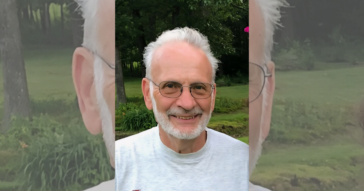 bc55c503f35c4dfd8426ad6b3b04f7b3_Chester_Hawkins.png